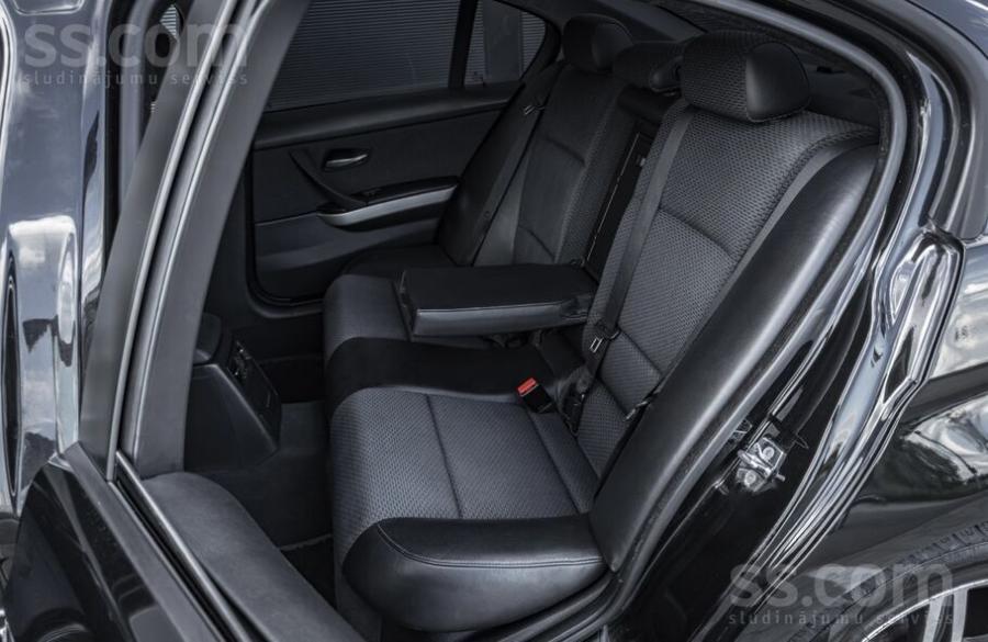 Melns BMW 318 2008 Rīga, ar dzinēja tilpumu 2.00 L un nobraukumu 304 tūkst. km par 4500 €, foto 14 vietnē AUTOMOTO.COM.LV