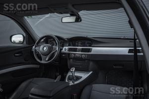 Melns BMW 318 2008 Rīga, ar dzinēja tilpumu 2.00 L un nobraukumu 304 tūkst. km par 4500 €, foto 16 vietnē AUTOMOTO.COM.LV