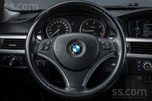 Melns BMW 318 2008 Rīga, ar dzinēja tilpumu 2.00 L un nobraukumu 304 tūkst. km par 4500 €, foto 22 vietnē AUTOMOTO.COM.LV