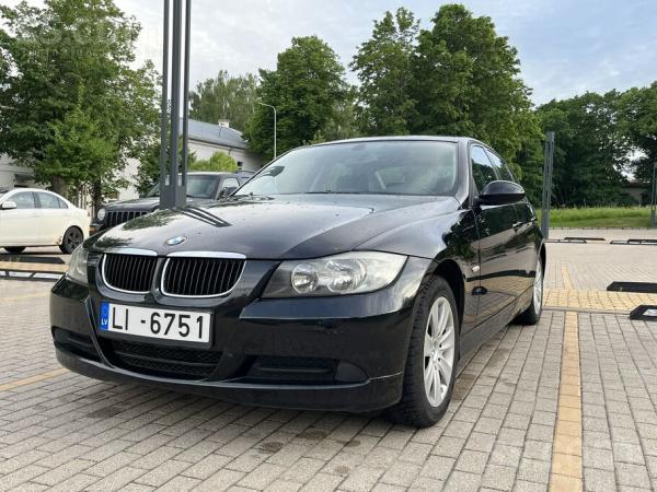 Black BMW 318 2008 in Riga, with an engine capacity of 2.00 L and mileage of 347 thousand km for 4500 €, photo 1 on AUTOMOTO.COM.LV
