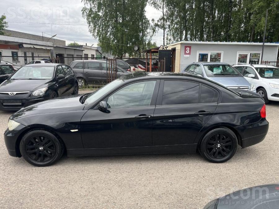 Black BMW 318 2008 in Riga, with an engine capacity of 2.00 L and mileage of 0 thousand km for 3850 €, photo 7 on AUTOMOTO.COM.LV