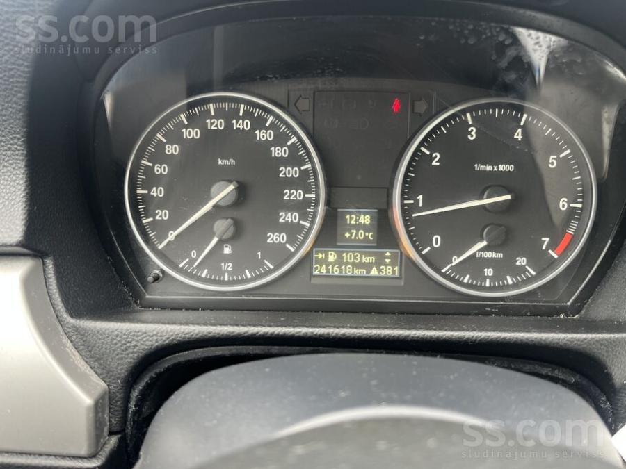 Black BMW 318 2008 in Riga, with an engine capacity of 2.00 L and mileage of 0 thousand km for 3850 €, photo 14 on AUTOMOTO.COM.LV