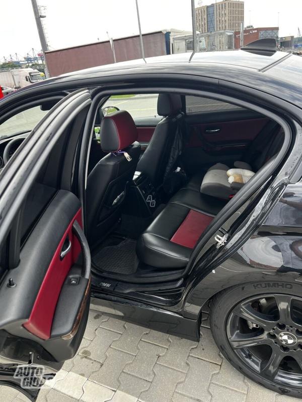 Melns BMW 318 2008 Klaipėda, ar dzinēja tilpumu 2.00 L un nobraukumu 340 tūkst. km par 3700 €, foto 3 vietnē AUTOMOTO.COM.LV