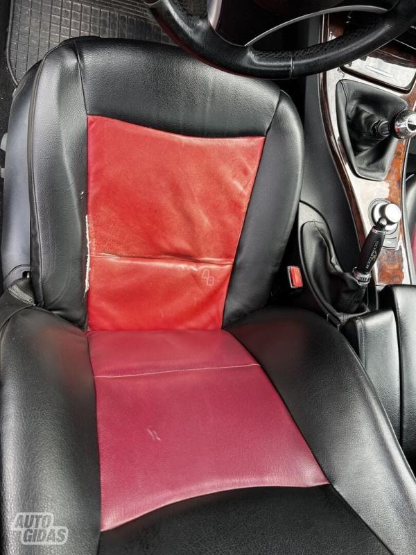Melns BMW 318 2008 Klaipėda, ar dzinēja tilpumu 2.00 L un nobraukumu 340 tūkst. km par 3700 €, foto 10 vietnē AUTOMOTO.COM.LV