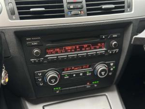 Melns BMW 318 2008 Viļņa, ar dzinēja tilpumu 2.00 L un nobraukumu 500 tūkst. km par 2200 €, foto 22 vietnē AUTOMOTO.COM.LV