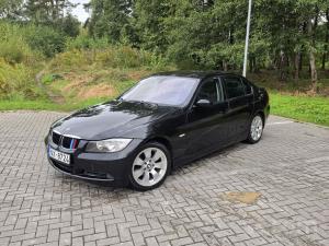 Melns BMW 318 2008 Rīga, ar dzinēja tilpumu 2.00 L un nobraukumu 354 tūkst. km par 2500 €, foto  vietnē AUTOMOTO.COM.LV