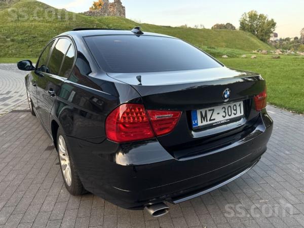 Black BMW 318 2008 in Rezekne, with an engine capacity of 2.00 L and mileage of 313 thousand km for 5190 €, photo 11 on AUTOMOTO.COM.LV