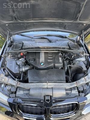 Black BMW 318 2009 in Riga, with an engine capacity of 2.00 L and mileage of 468 thousand km for 5350 €, photo 7 on AUTOMOTO.COM.LV