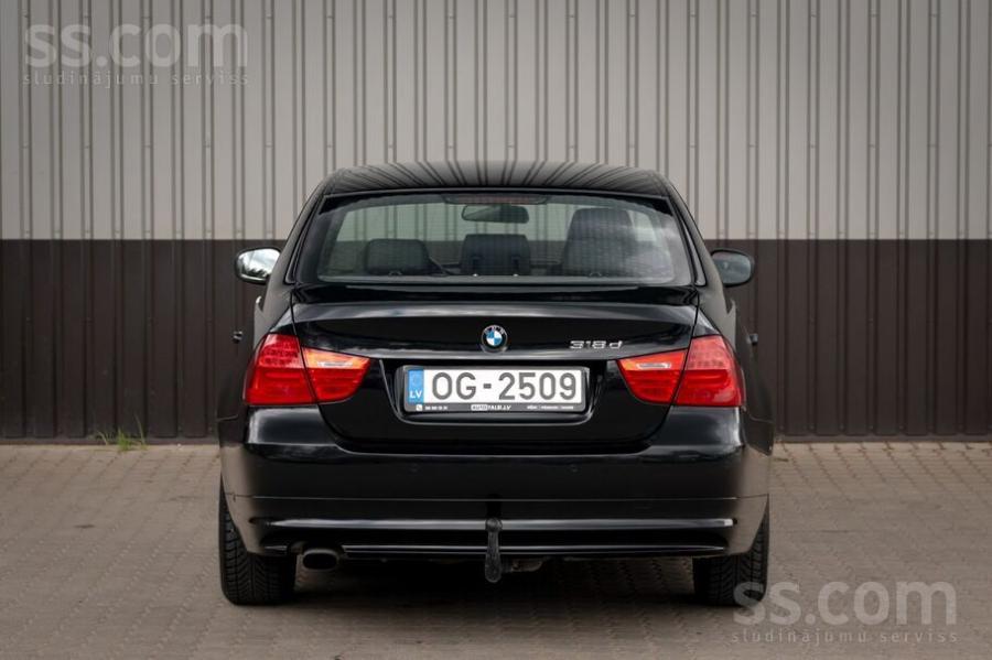 Melns BMW 318 2009 Talsi, ar dzinēja tilpumu 2.00 L un nobraukumu 231 tūkst. km par 4790 €, foto 6 vietnē AUTOMOTO.COM.LV