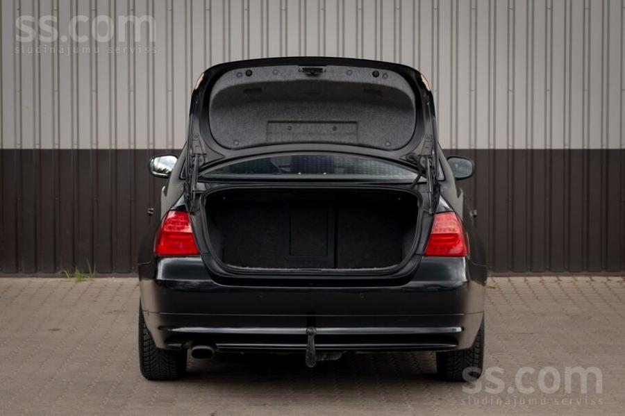 Melns BMW 318 2009 Talsi, ar dzinēja tilpumu 2.00 L un nobraukumu 231 tūkst. km par 4790 €, foto 7 vietnē AUTOMOTO.COM.LV