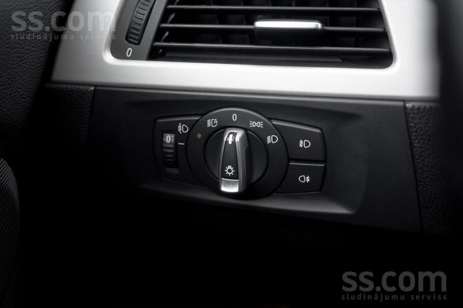 Melns BMW 318 2009 Talsi, ar dzinēja tilpumu 2.00 L un nobraukumu 231 tūkst. km par 4790 €, foto 15 vietnē AUTOMOTO.COM.LV