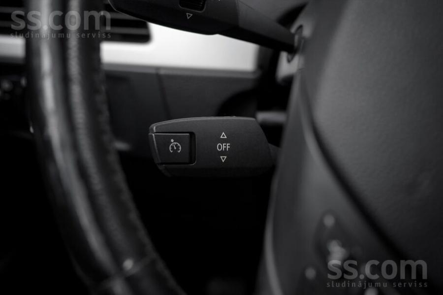 Melns BMW 318 2009 Talsi, ar dzinēja tilpumu 2.00 L un nobraukumu 231 tūkst. km par 4790 €, foto 17 vietnē AUTOMOTO.COM.LV