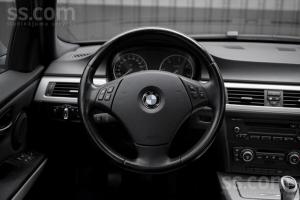 Melns BMW 318 2009 Talsi, ar dzinēja tilpumu 2.00 L un nobraukumu 231 tūkst. km par 4790 €, foto 19 vietnē AUTOMOTO.COM.LV