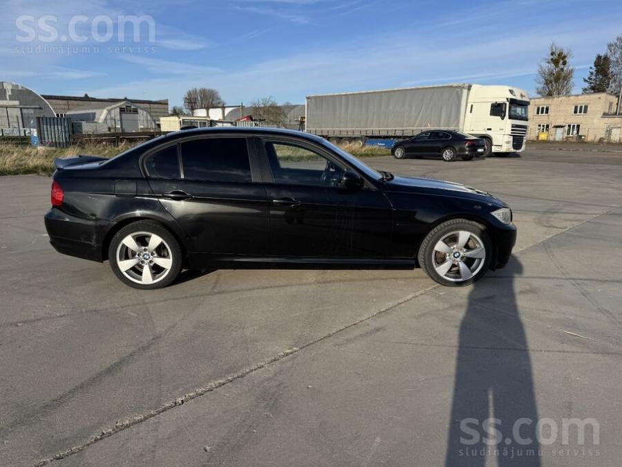 Melns BMW 318 2009 Rīga, ar dzinēja tilpumu 2.00 L un nobraukumu 337 tūkst. km par 4300 €, foto 8 vietnē AUTOMOTO.COM.LV