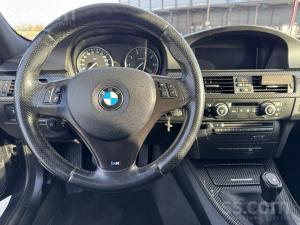 Melns BMW 318 2009 Rīga, ar dzinēja tilpumu 2.00 L un nobraukumu 337 tūkst. km par 4300 €, foto 16 vietnē AUTOMOTO.COM.LV