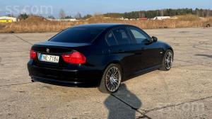 Black BMW 318 2009 in Riga, with an engine capacity of 2.00 L and mileage of 0 thousand km for 4299 €, photo 4 on AUTOMOTO.COM.LV