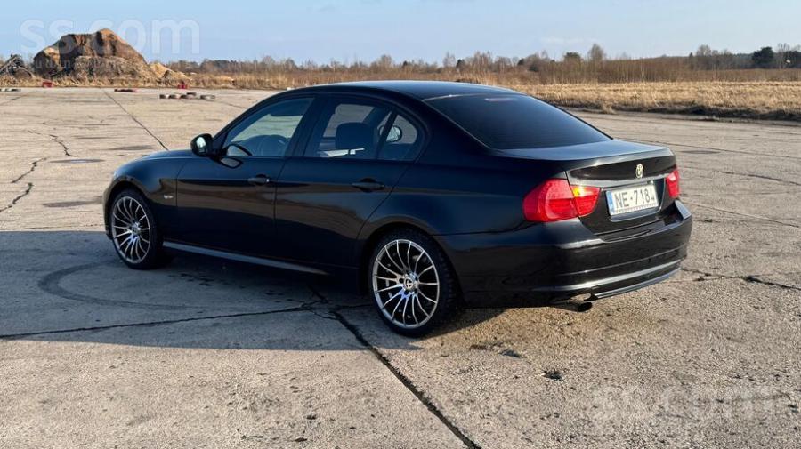 Black BMW 318 2009 in Riga, with an engine capacity of 2.00 L and mileage of 0 thousand km for 4299 €, photo 6 on AUTOMOTO.COM.LV