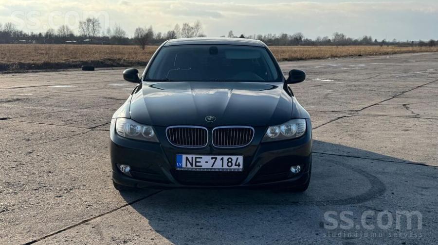Black BMW 318 2009 in Riga, with an engine capacity of 2.00 L and mileage of 0 thousand km for 4299 €, photo 9 on AUTOMOTO.COM.LV