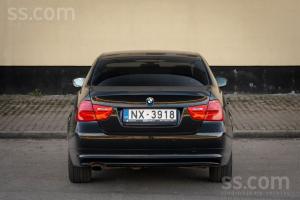 Black BMW 318 2009 in Talsi, with an engine capacity of 2.00 L and mileage of 294 thousand km for 5390 €, photo 6 on AUTOMOTO.COM.LV