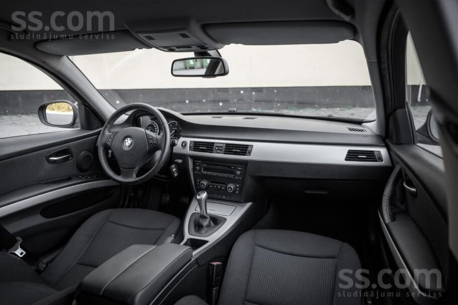 Black BMW 318 2009 in Talsi, with an engine capacity of 2.00 L and mileage of 294 thousand km for 5390 €, photo 9 on AUTOMOTO.COM.LV