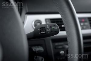 Black BMW 318 2009 in Talsi, with an engine capacity of 2.00 L and mileage of 294 thousand km for 5390 €, photo 21 on AUTOMOTO.COM.LV