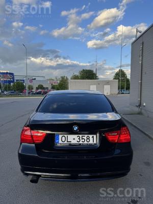 Black BMW 318 2009 in Riga, with an engine capacity of 2.00 L and mileage of 289 thousand km for 4150 €, photo 6 on AUTOMOTO.COM.LV