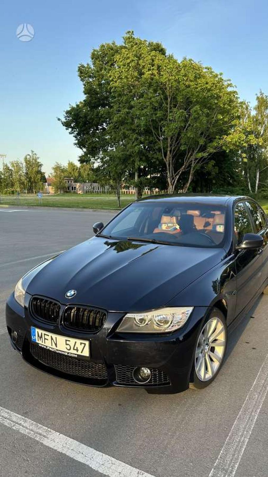 Melns BMW 318 2009 Plungė, ar dzinēja tilpumu 2.00 L un nobraukumu 207 tūkst. km par 4300 €, foto 3 vietnē AUTOMOTO.COM.LV