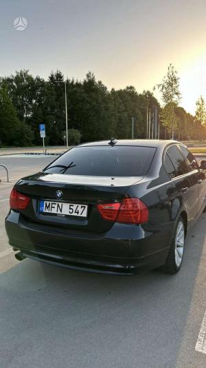 Melns BMW 318 2009 Plungė, ar dzinēja tilpumu 2.00 L un nobraukumu 207 tūkst. km par 4300 €, foto 8 vietnē AUTOMOTO.COM.LV