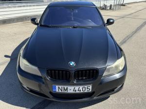 Black BMW 318 2009 in Riga, with an engine capacity of 2.00 L and mileage of 339 thousand km for 4200 €, photo 5 on AUTOMOTO.COM.LV