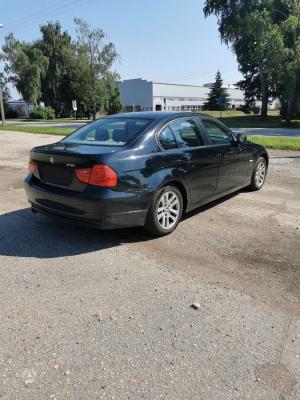 Melns BMW 318 2009 Rokiškis, ar dzinēja tilpumu 2.00 L un nobraukumu 389 tūkst. km par 2100 €, foto 4 vietnē AUTOMOTO.COM.LV