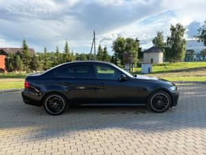 Melns BMW 318 2009 Rēzekne, ar dzinēja tilpumu 2.00 L un nobraukumu 467 tūkst. km par 4750 €, foto 4 vietnē AUTOMOTO.COM.LV