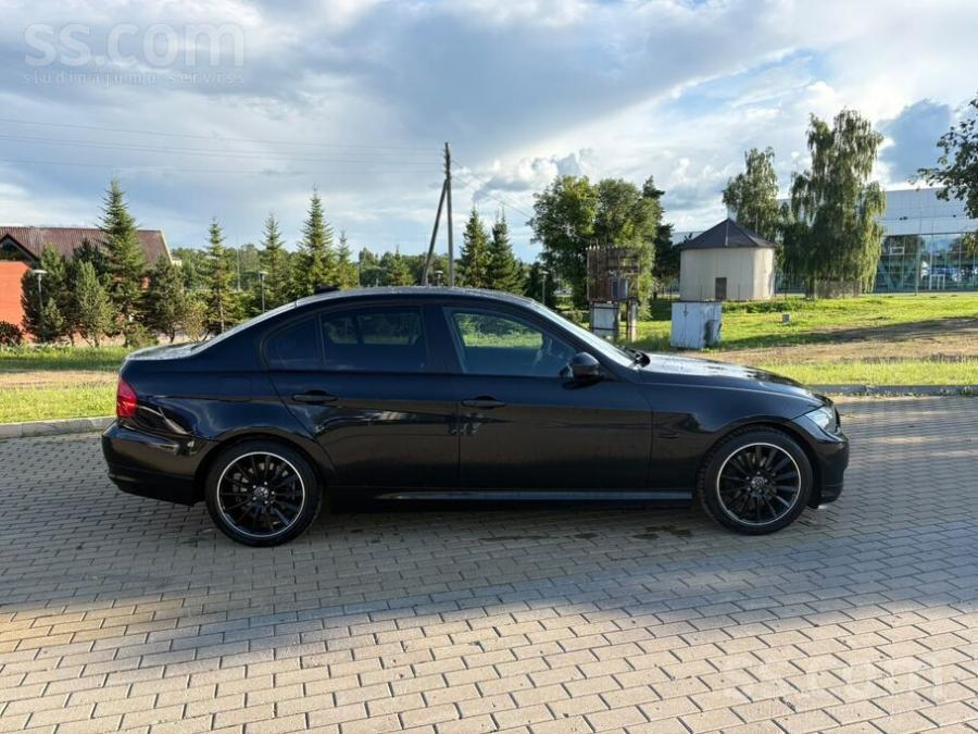 Melns BMW 318 2009 Rēzekne, ar dzinēja tilpumu 2.00 L un nobraukumu 467 tūkst. km par 4750 €, foto 4 vietnē AUTOMOTO.COM.LV