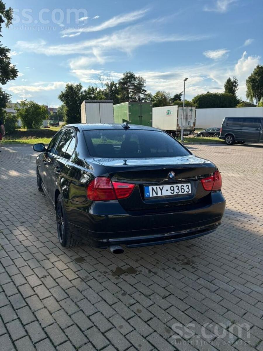 Melns BMW 318 2009 Rēzekne, ar dzinēja tilpumu 2.00 L un nobraukumu 467 tūkst. km par 4750 €, foto 5 vietnē AUTOMOTO.COM.LV