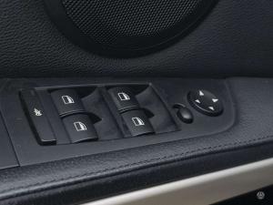 Black BMW 318 2009 in Klaipeda, with an engine capacity of 2.00 L and mileage of 236 thousand km for 4999 €, photo 15 on AUTOMOTO.COM.LV