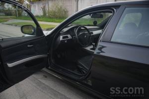 Черный БМВ 318 2009 в Елгава, объемом двигателя 2.00 л и пробегом 250 тыс. км за 4900 €, фото 7 на AUTOMOTO.COM.LV