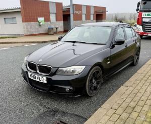 Melns BMW 318 2010 Kauņa, ar dzinēja tilpumu 1.80 L un nobraukumu 202 tūkst. km par 2450 €, foto 3 vietnē AUTOMOTO.COM.LV