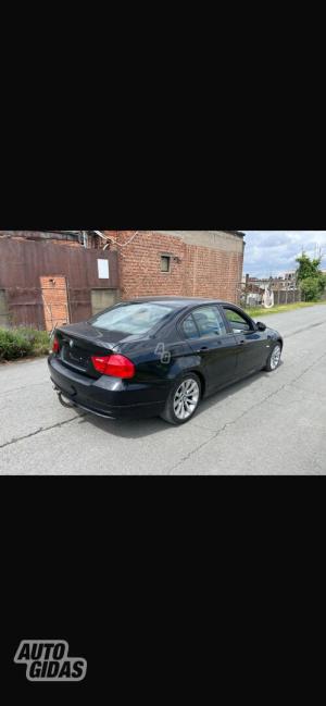 Black BMW 318 2010 in Utena, with an engine capacity of 2.00 L and mileage of 300 thousand km for 5200 €, photo 3 on AUTOMOTO.COM.LV