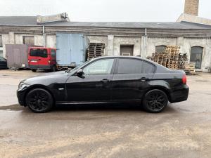 Melns BMW 318 2010 Rīga, ar dzinēja tilpumu 2.00 L un nobraukumu 318 tūkst. km par 6500 €, foto 4 vietnē AUTOMOTO.COM.LV