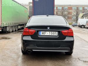 Melns BMW 318 2010 Rīga, ar dzinēja tilpumu 2.00 L un nobraukumu 318 tūkst. km par 6500 €, foto 6 vietnē AUTOMOTO.COM.LV