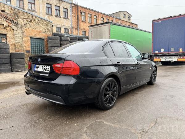 Black BMW 318 2010 in Riga, with an engine capacity of 2.00 L and mileage of 318 thousand km for 6500 €, photo 7 on AUTOMOTO.COM.LV