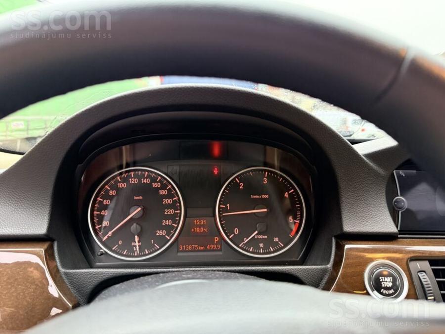 Melns BMW 318 2010 Rīga, ar dzinēja tilpumu 2.00 L un nobraukumu 318 tūkst. km par 6500 €, foto 13 vietnē AUTOMOTO.COM.LV