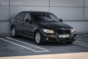 Black BMW 318 2010 in Riga, with an engine capacity of 2.00 L and mileage of 304 thousand km for 4990 €, photo 4 on AUTOMOTO.COM.LV