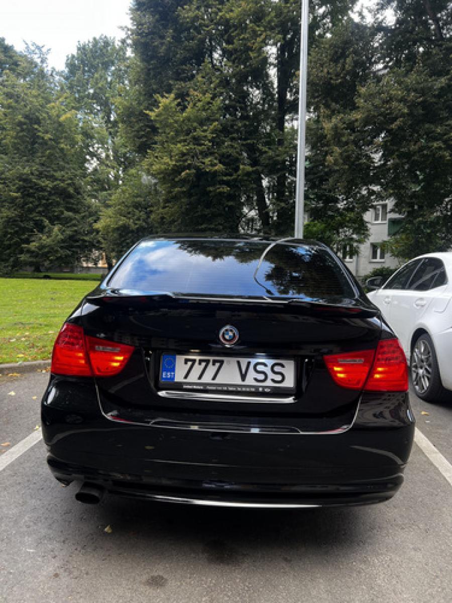 Black BMW 318 2010 in Tallinn, with an engine capacity of 2.00 L and mileage of 177 thousand km for 6800 €, photo 7 on AUTOMOTO.COM.LV