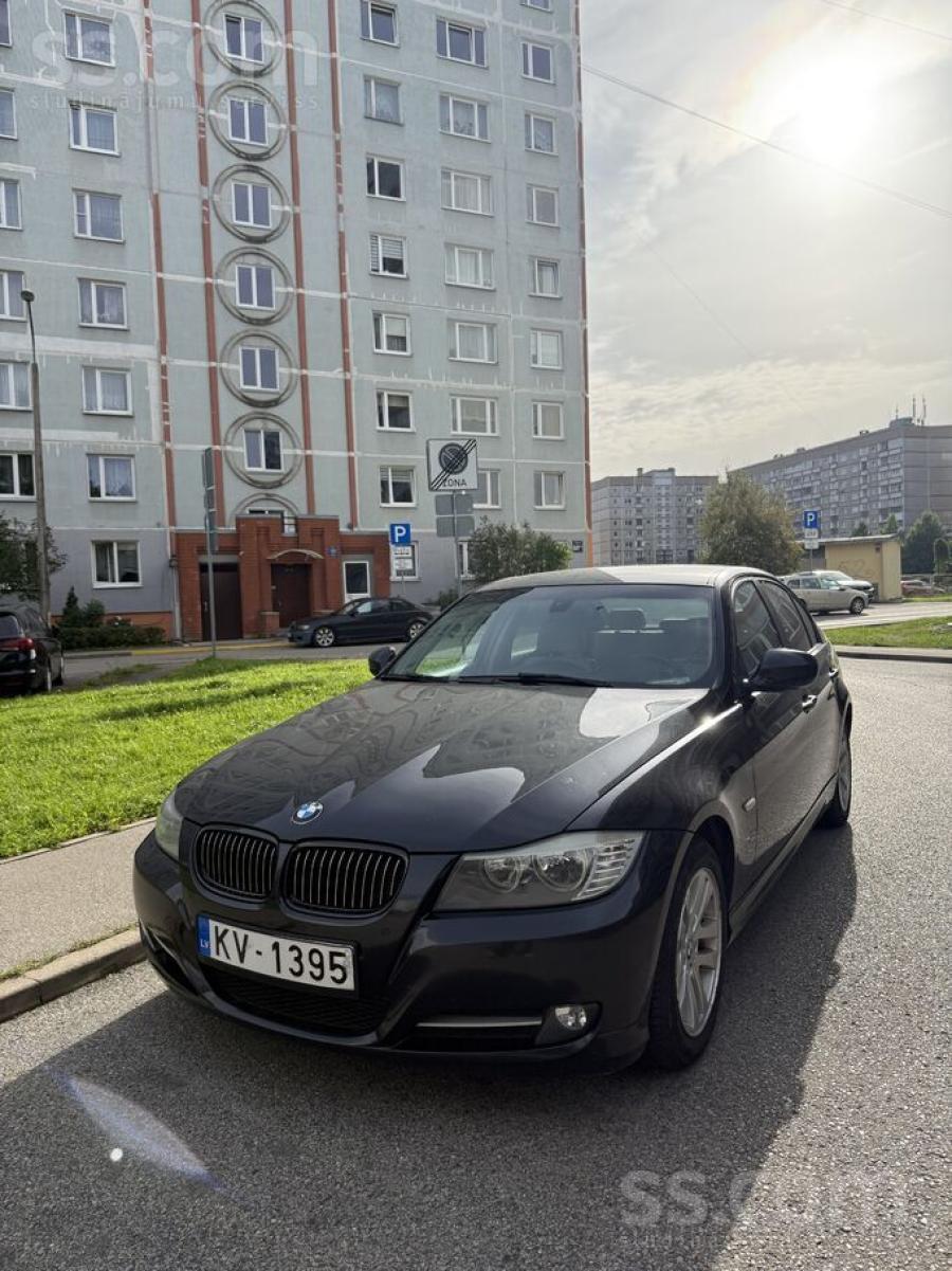 Melns BMW 318 2010 Rīga, ar dzinēja tilpumu 2.00 L un nobraukumu 298 tūkst. km par 5199 €, foto 1 vietnē AUTOMOTO.COM.LV