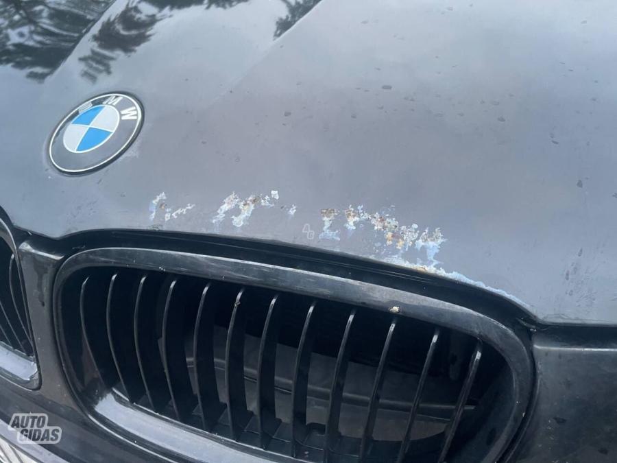 Black BMW 318 2010 in Kaunas, with an engine capacity of 2.00 L and mileage of 280 thousand km for 3900 €, photo 4 on AUTOMOTO.COM.LV