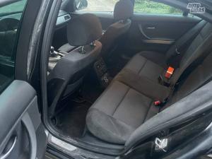 Black BMW 318 2010 in Kaunas, with an engine capacity of 2.00 L and mileage of 280 thousand km for 3900 €, photo 9 on AUTOMOTO.COM.LV