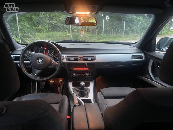 BMW 318 2010 Kauņa vietnē Melns BMW 318 2010 Kauņa, ar dzinēja tilpumu 2.00 L un nobraukumu 280 tūkst. km par 3900 €, foto 11 vietnē AUTOMOTO.COM.LV