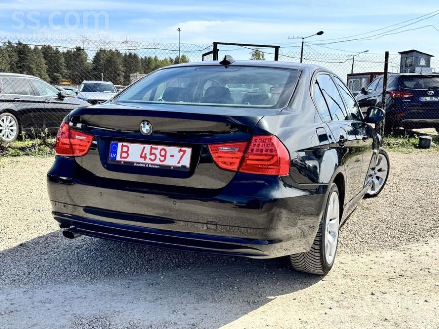 Black BMW 318 2011 in Riga, with an engine capacity of 2.00 L and mileage of 330 thousand km for 4490 €, photo 4 on AUTOMOTO.COM.LV