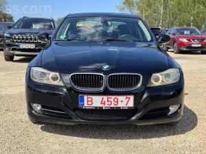 Black BMW 318 2011 in Riga, with an engine capacity of 2.00 L and mileage of 330 thousand km for 4490 €, photo 8 on AUTOMOTO.COM.LV