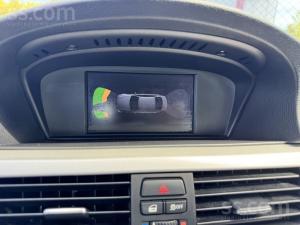 Black BMW 318 2011 in Riga, with an engine capacity of 2.00 L and mileage of 330 thousand km for 4490 €, photo 24 on AUTOMOTO.COM.LV